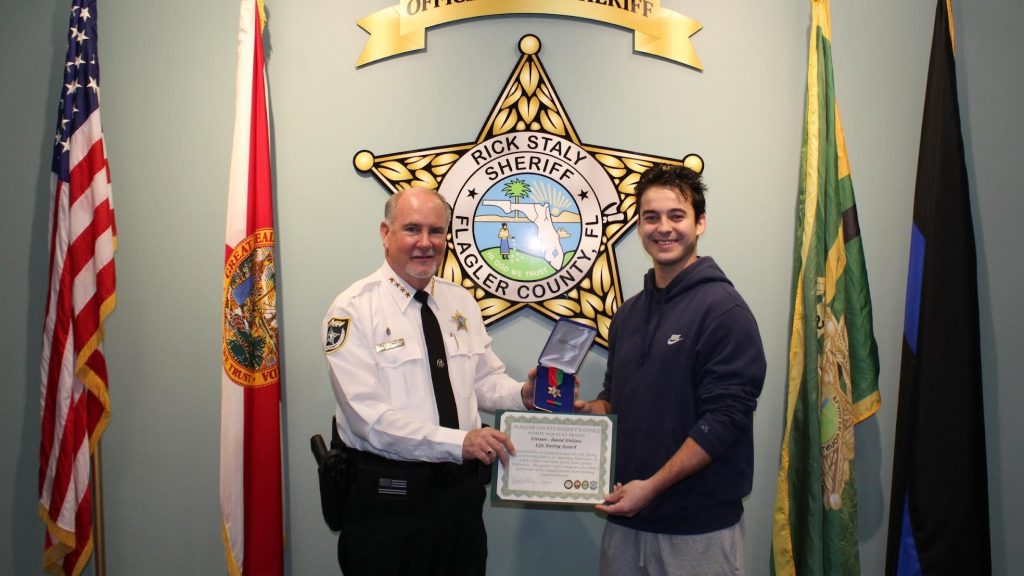 Flagler Sheriff's Office Commends Bartender Who Fought Smiles Nite Club ...